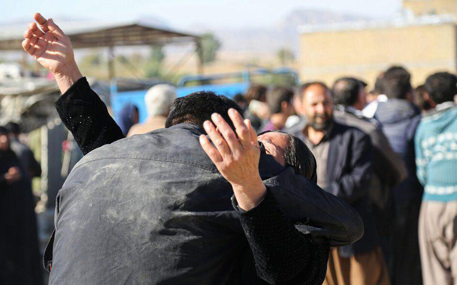 10 عکس تکاندهنده از فاجعه زلزله کرمانشاه عکس